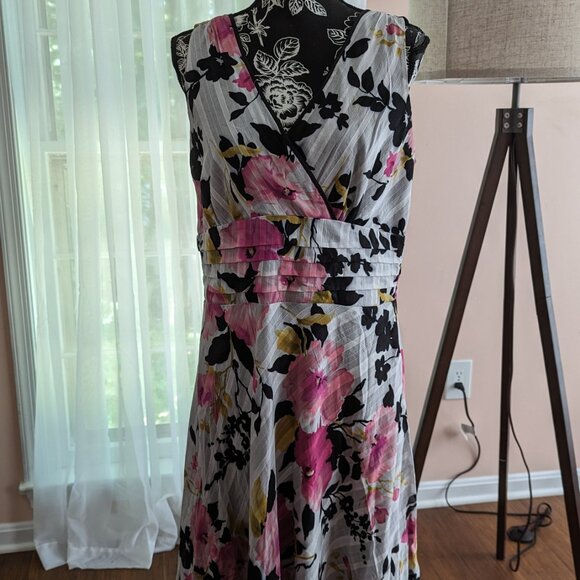 Fashion Bug | Dresses | Fashion Bug Rose Pink Black Floral Sleeveless ...